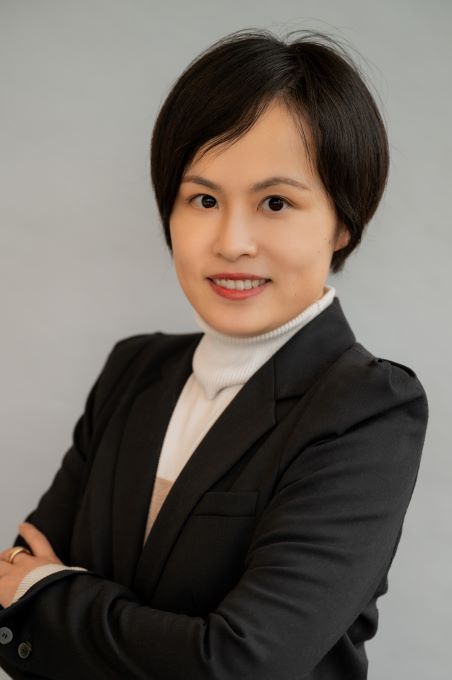 Yi Luo | Faculty & Research